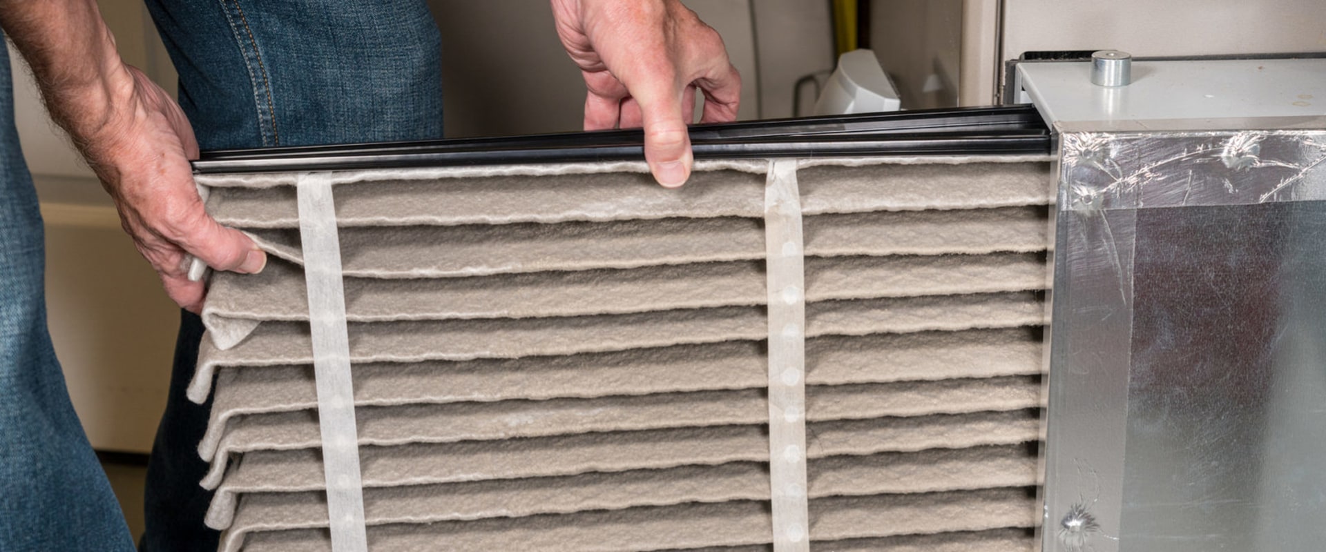 How to Tell if Your Furnace Filter Needs Changing